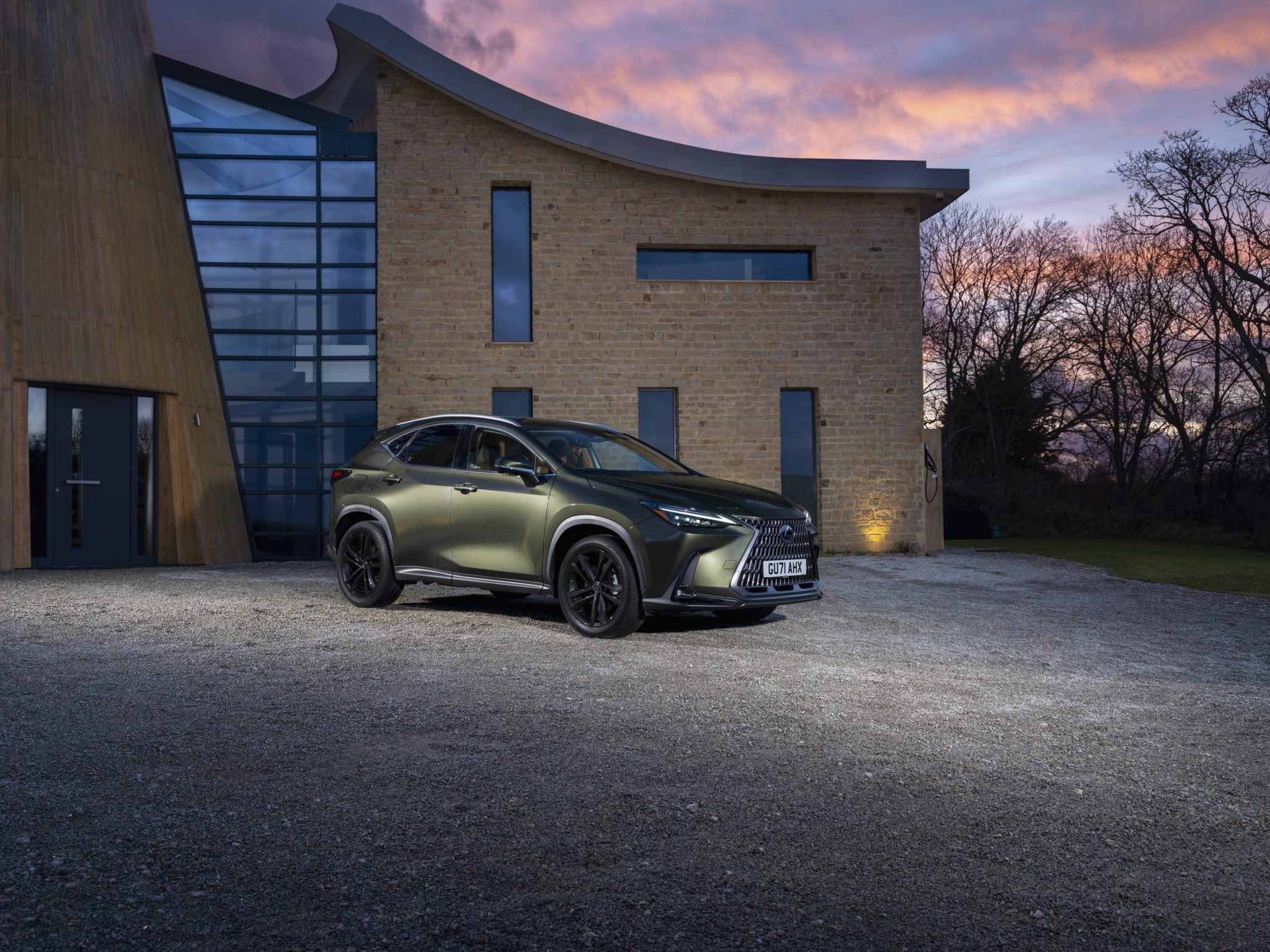 Lexus NX 450h+ wins Best Large Hybrid SUV title in the What Car ...