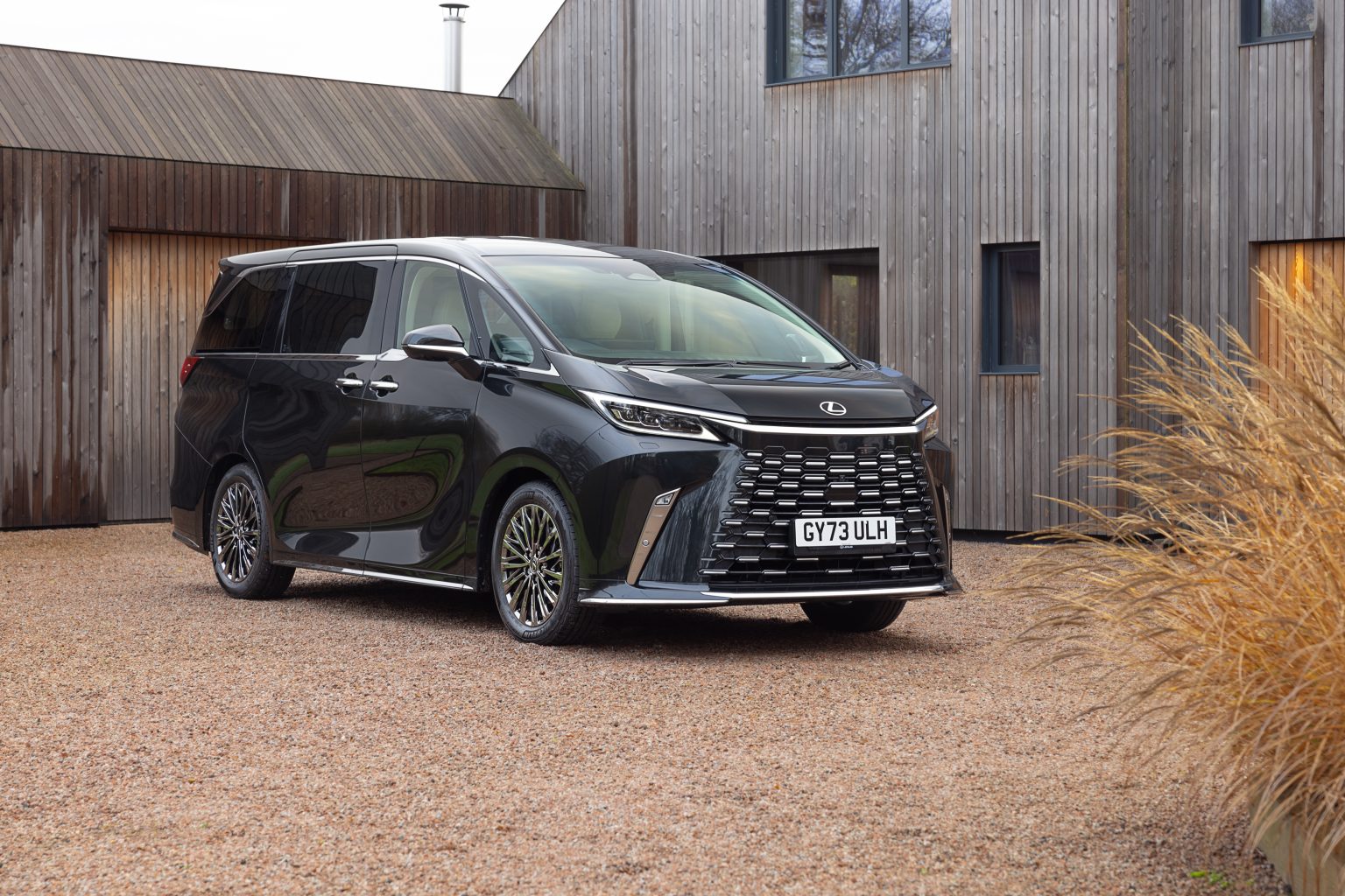 The Lexus LM: redefining luxury transport - Lexus Media Site