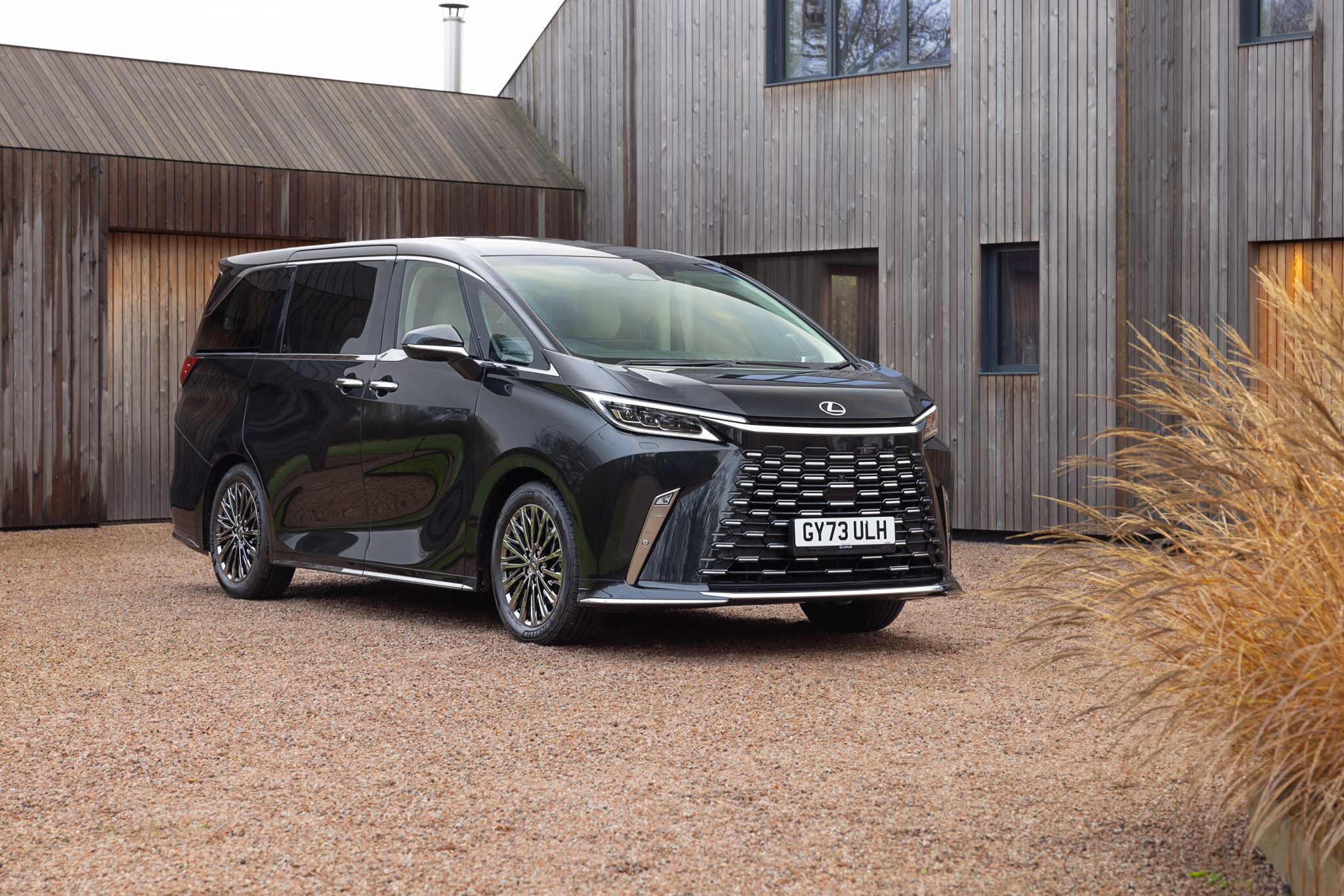 The Lexus LM: redefining luxury transport - Lexus Media Site