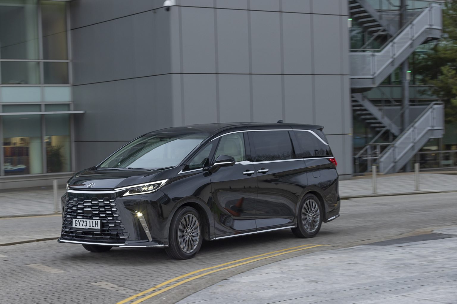 The Lexus LM: redefining luxury transport - Lexus Media Site