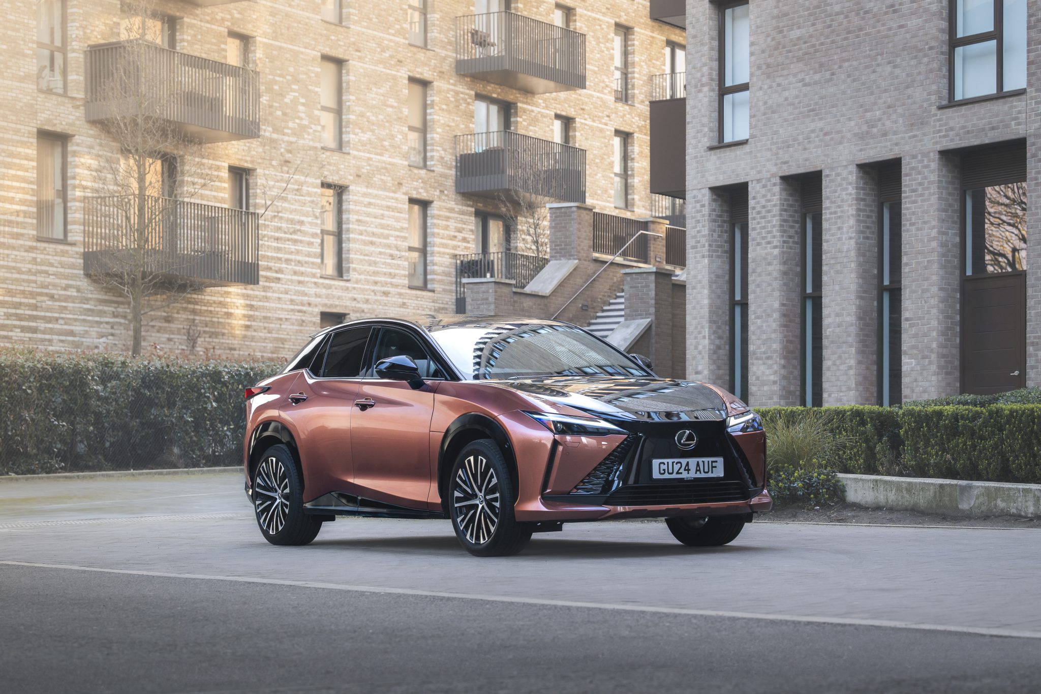 RZ - Lexus Media Site